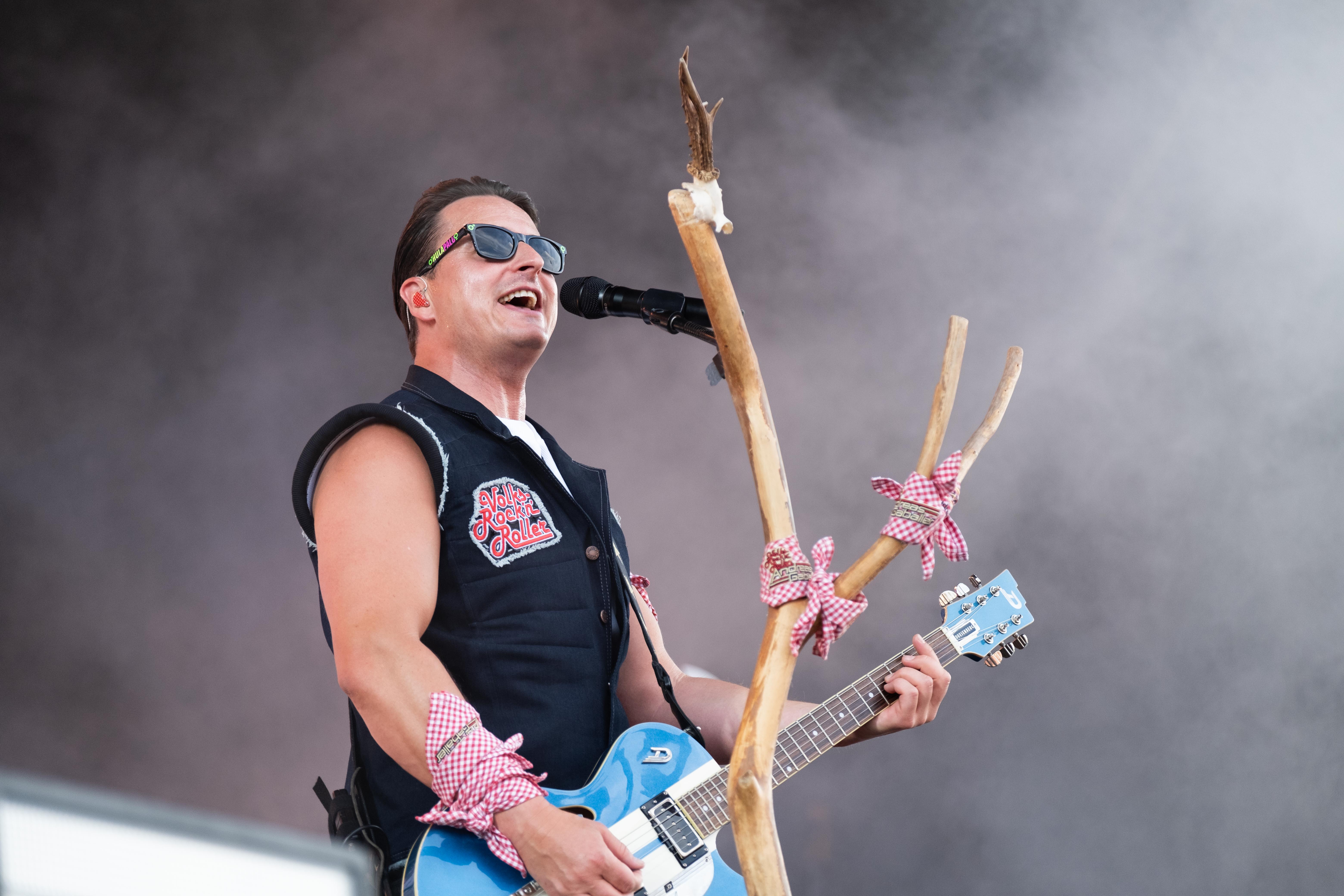 Andreas Gabalier EIN HULAPALU AUF UNS Tour 2025 - SEMMEL Concerts ...